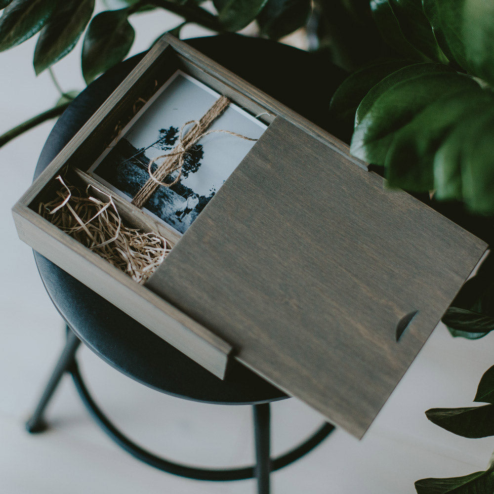 Square wooden box for 5x7 prints & USB – Lamb & Raccoon